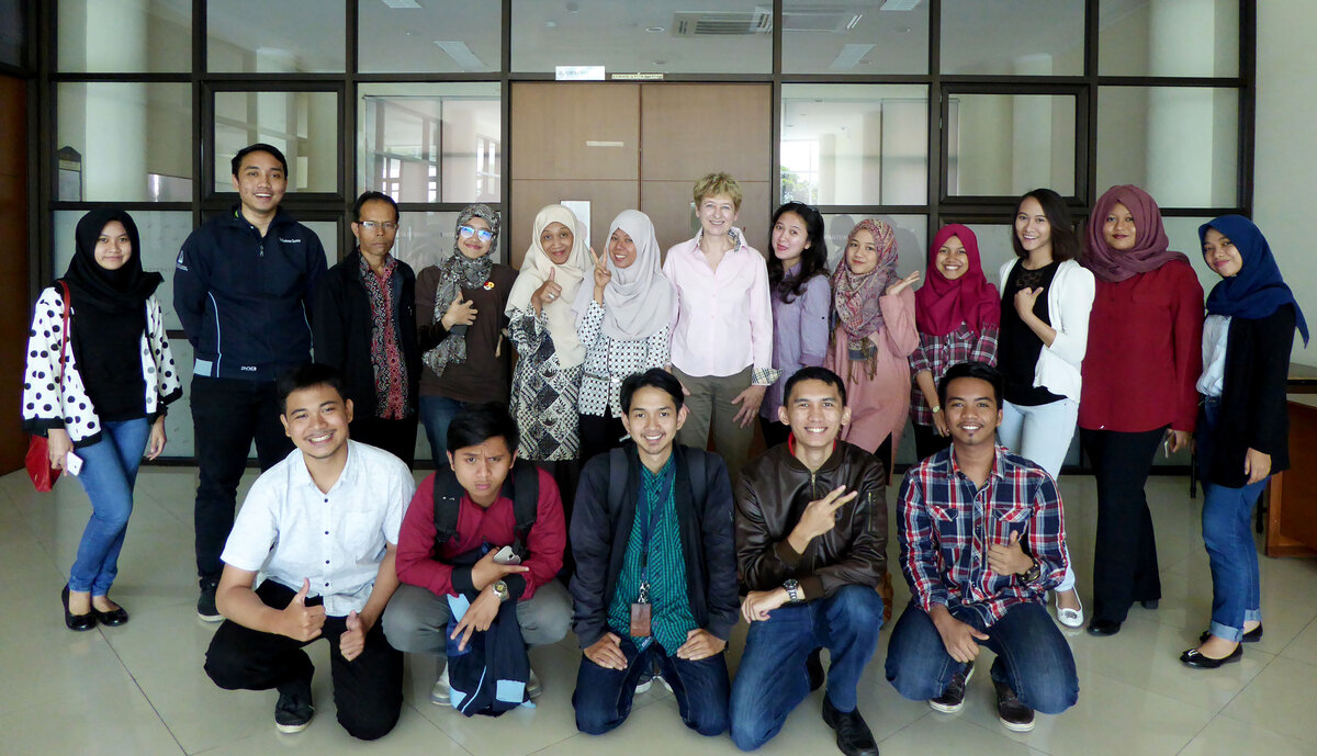 Frau Professor Griemert als Gastprofessorin in Bandung