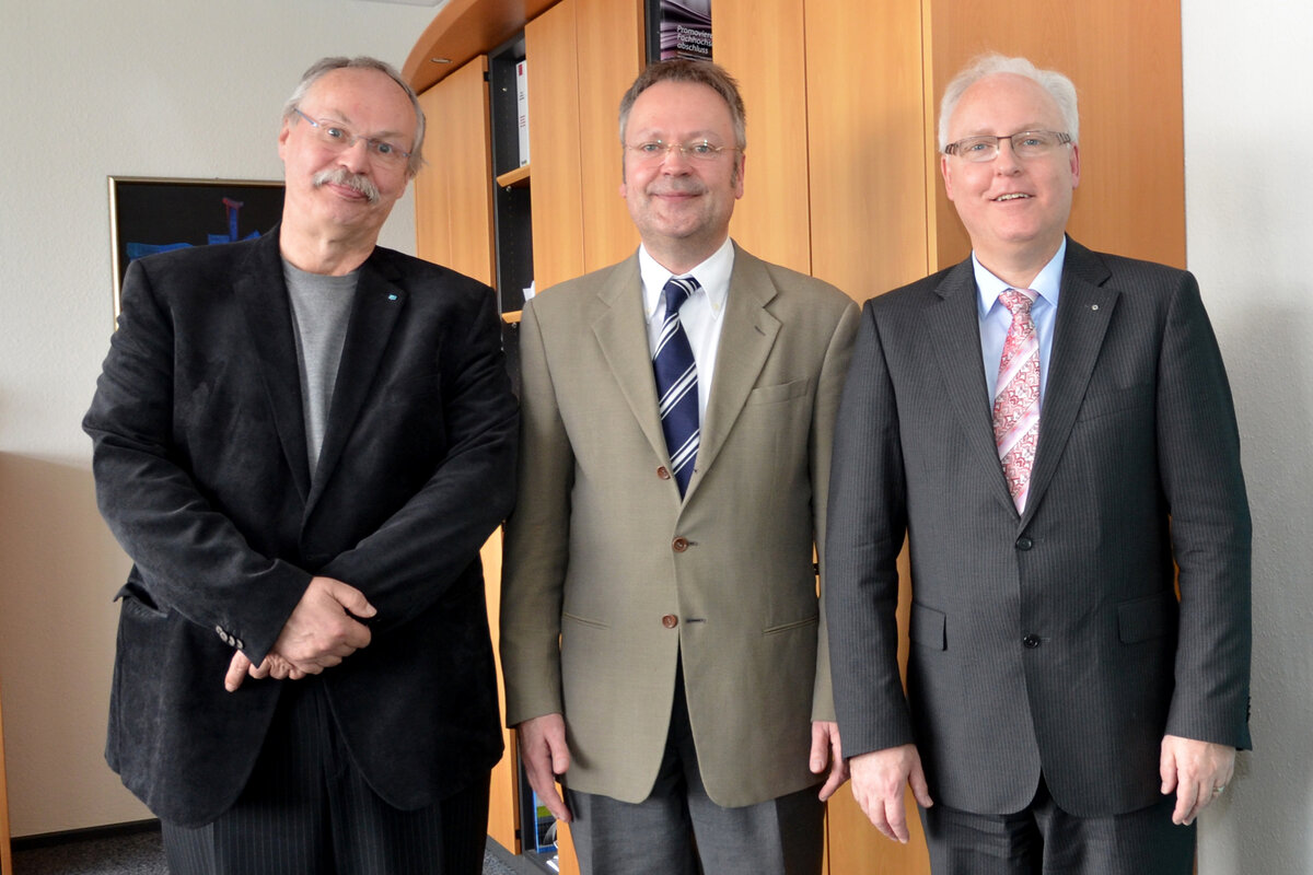 Dr. Markus Planker wird Honorarprofessor im Fachbereich Bauwesen