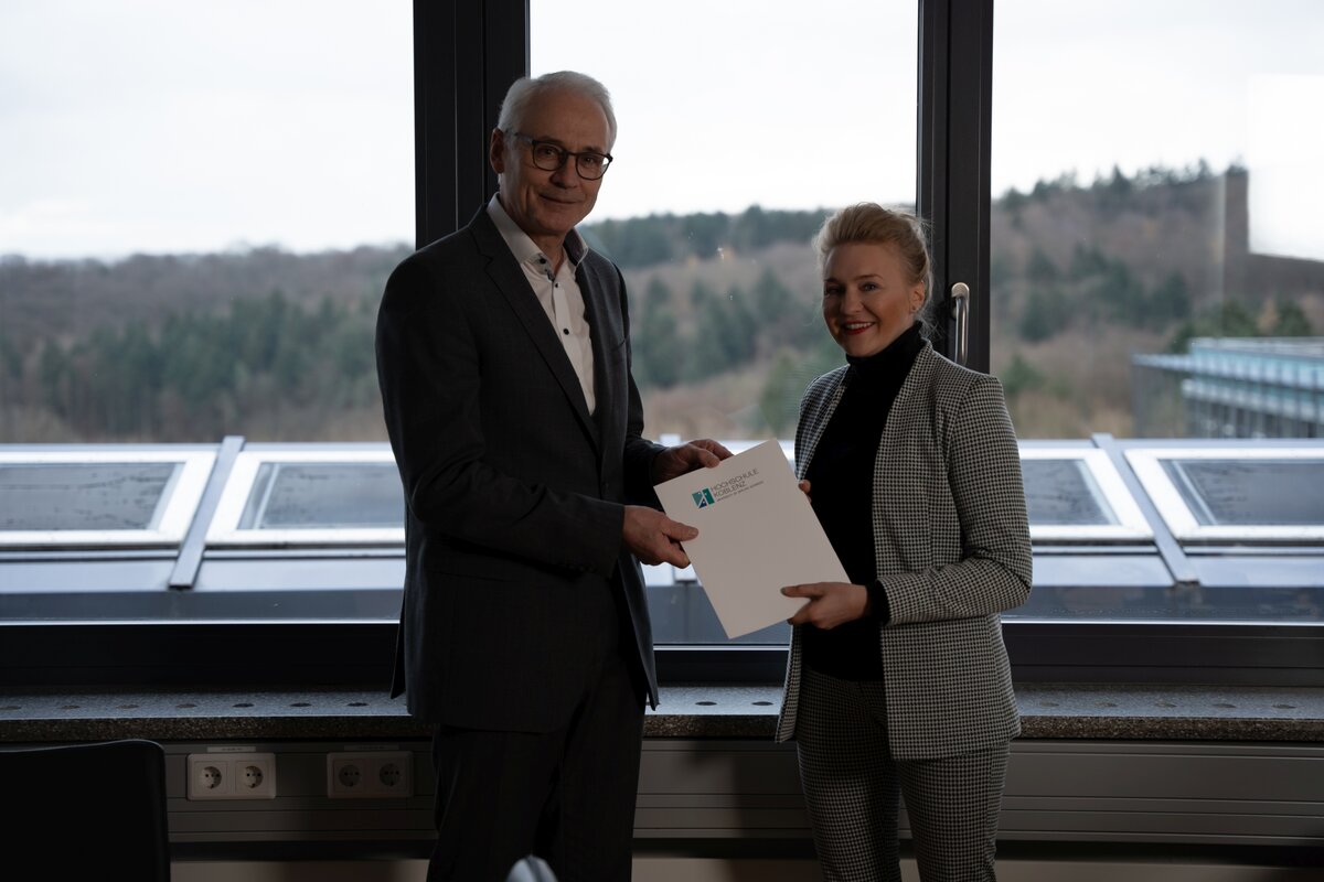 Dr. Katarzyna Kapustka neue Tandem-Professorin im Fachbereich ...