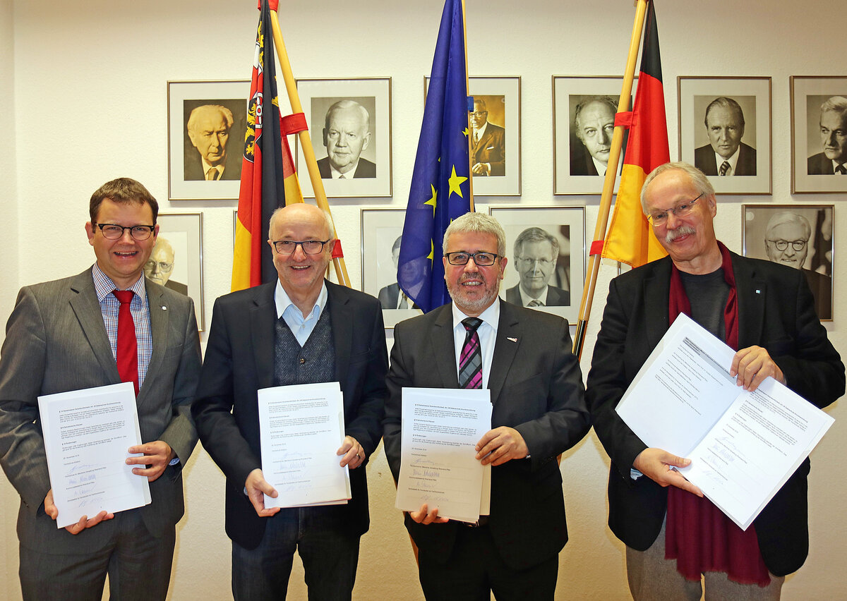 Hochschule Koblenz kooperiert beim Master-Fernstudiengang „Public Administration“