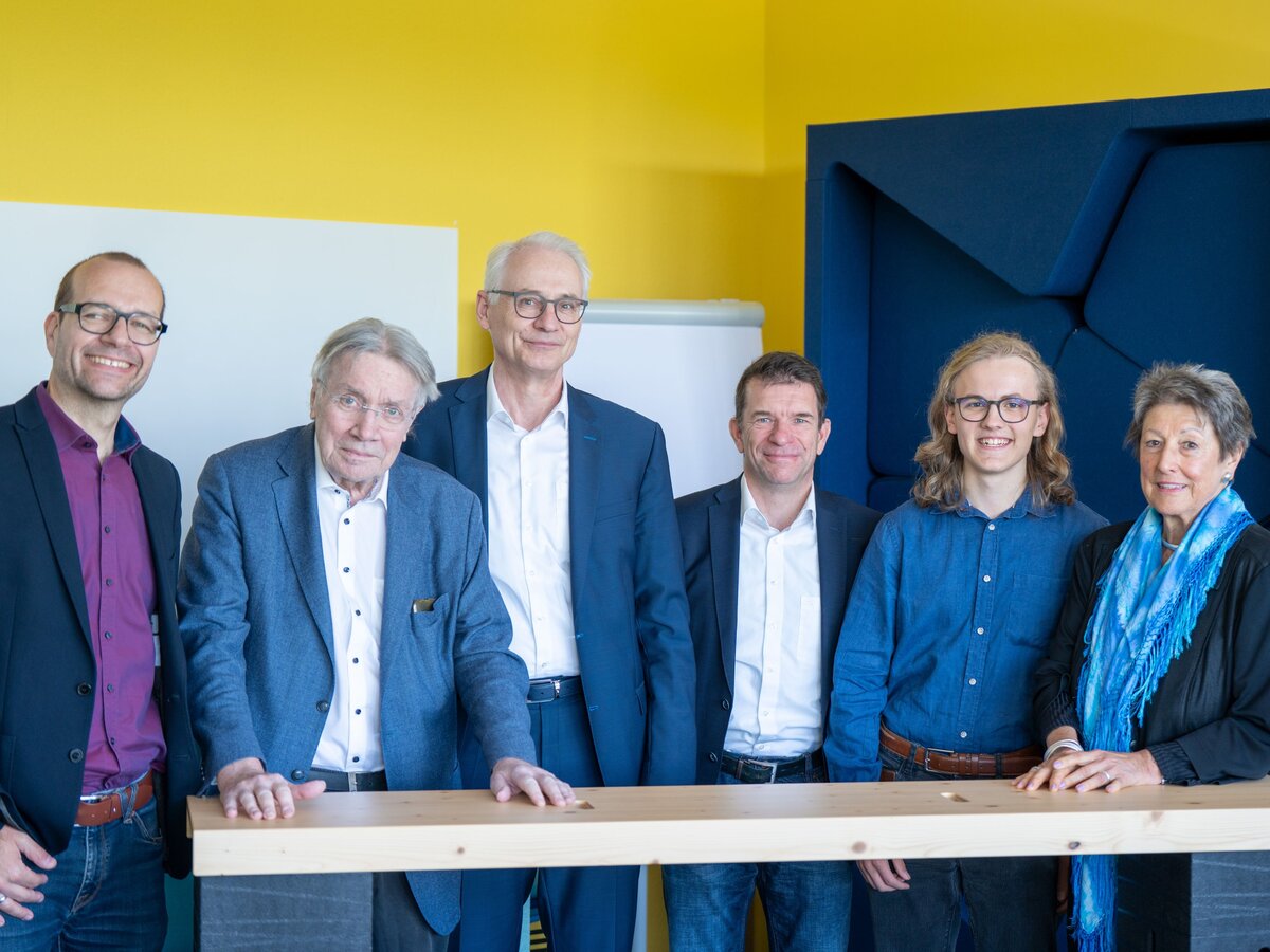 Robotik Convention 2025 und Besuch von Prof. Dr. Horst Zuse an der ...